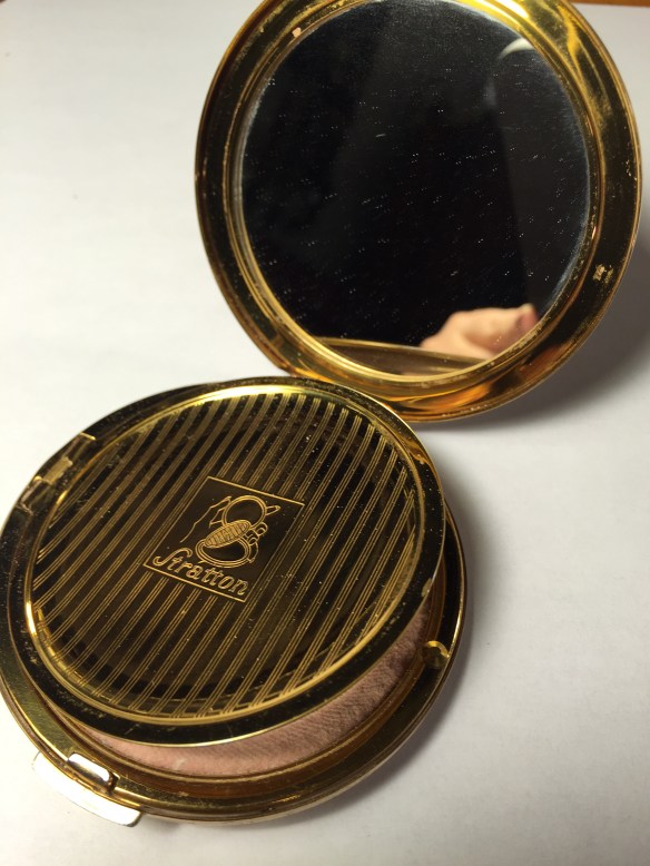 vintage compact | A Bad Homance